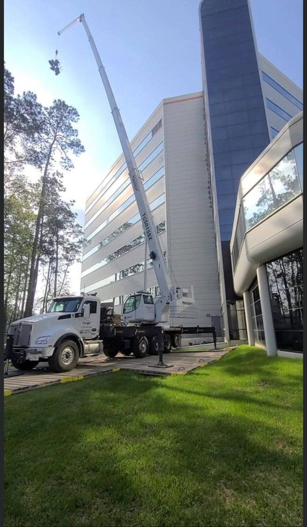 Crane Safety Tips | Express Crane & Rigging | 10 Pointers